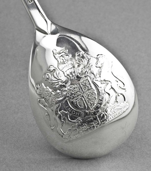 Leopard Antiques Queen's Silver Jubilee Commemorative Silver Spoon ...