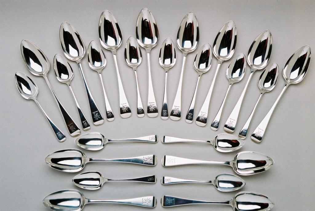 Leopard Antiques Set of 24 spoons (12 tablespoons and 12 dessertspoons ...