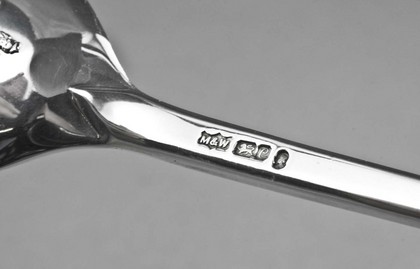Leopard Antiques Queen's Silver Jubilee Commemorative Silver Spoon ...